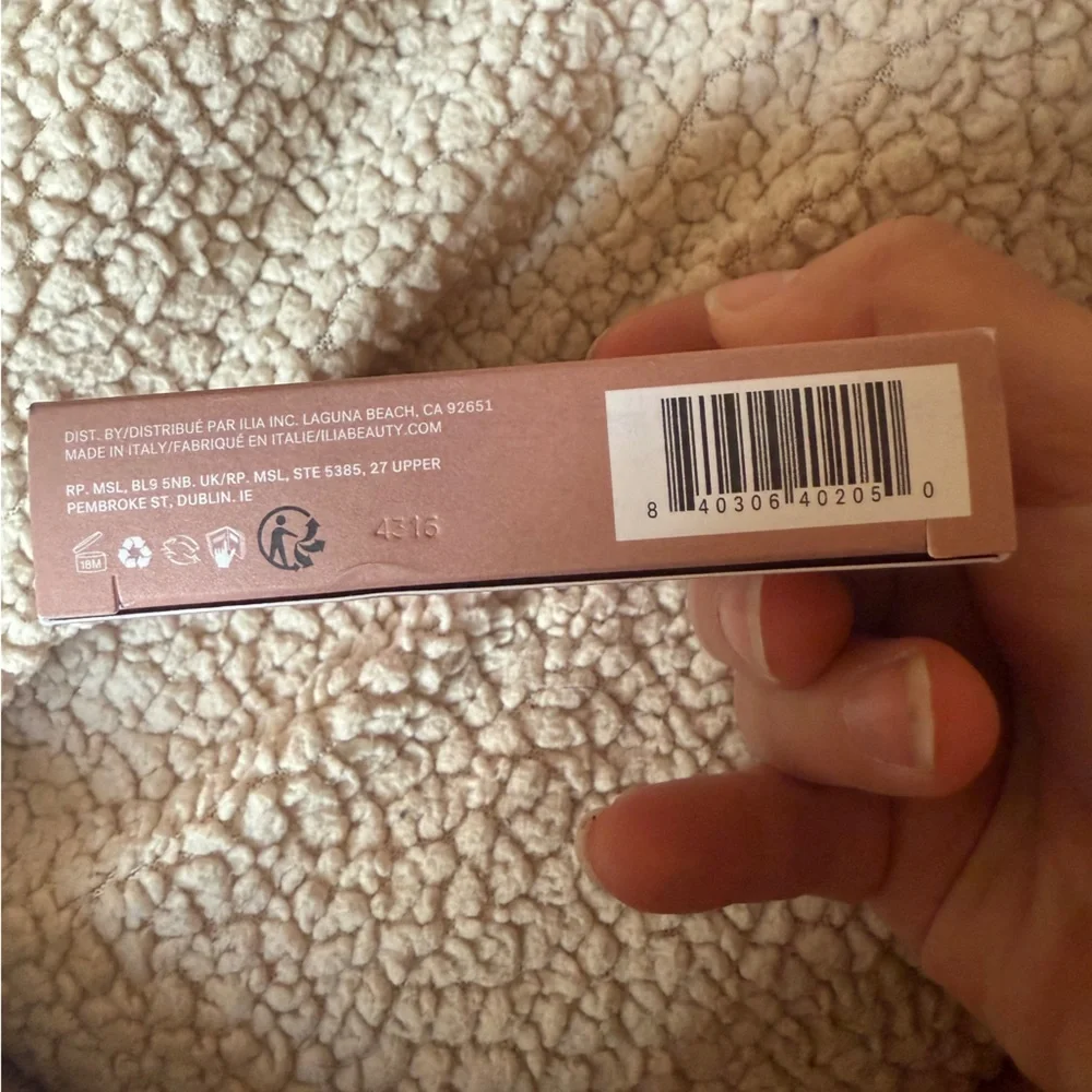 ILIA | Makeup | 24 Ilia Sunshift Weightless Silky Cream Bronzer Ray ...